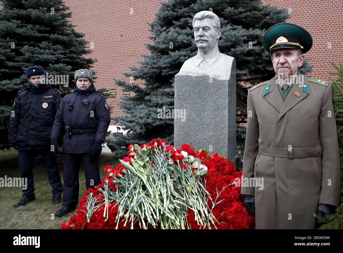 Joseph Stalin Tomb High Resolution Stock Photography and Images - Alamy
