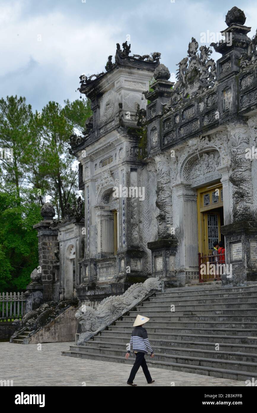Kaisergrab Khai Dinh, Hue, Vietnam Stock Photo - Alamy