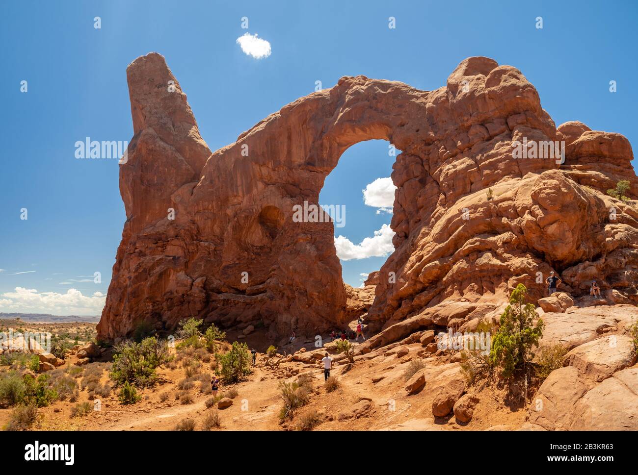 Arches National Park, Utah, United States [Double, Tunnel, Delicate ...