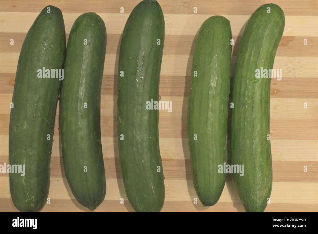 Food photography : Fresh English cucumbers Stock Photo - Alamy