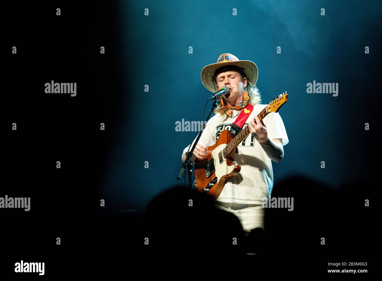 Egge singer hi-res stock photography and images - Alamy