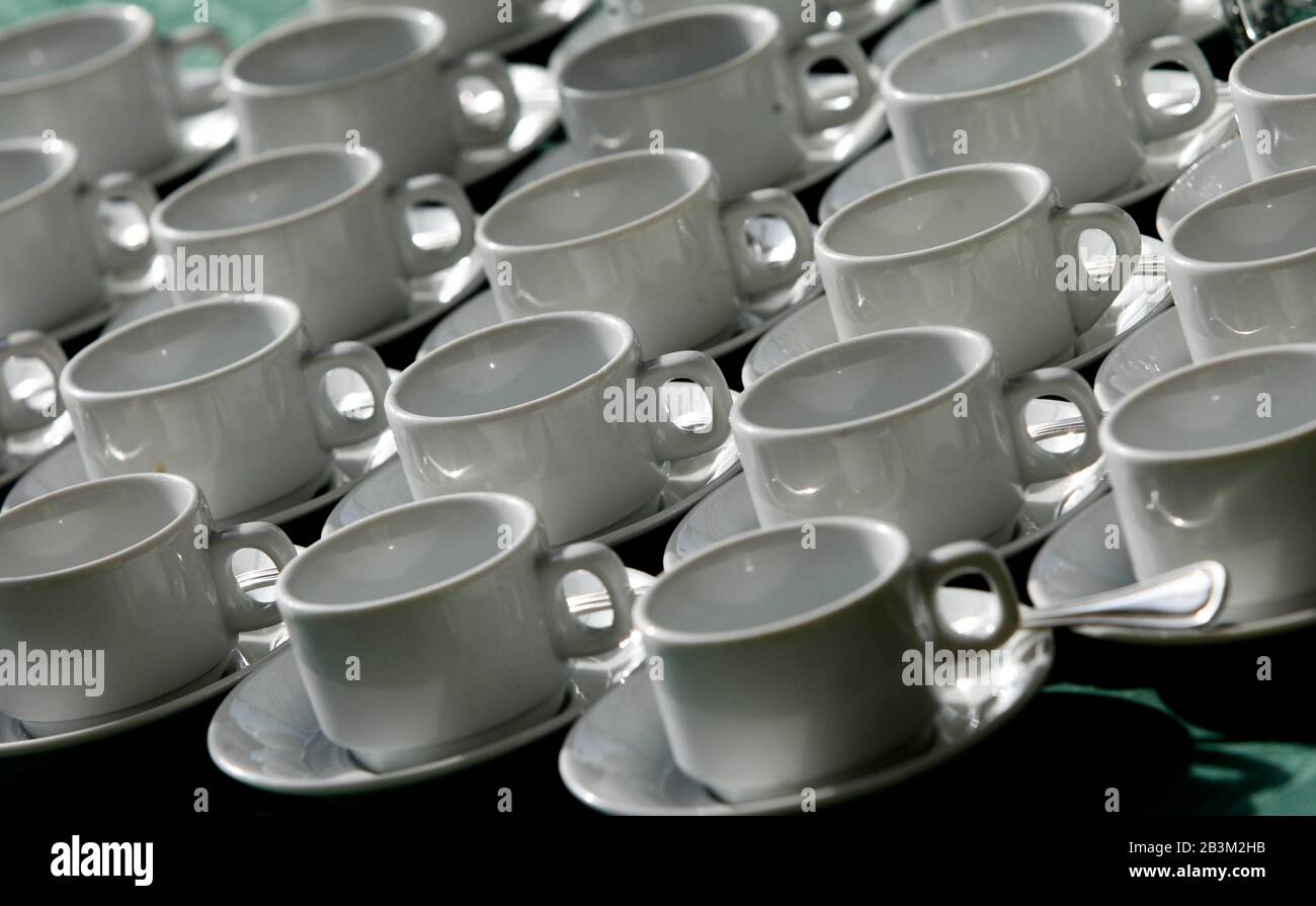 Lines of cups hi-res stock photography and images - Alamy