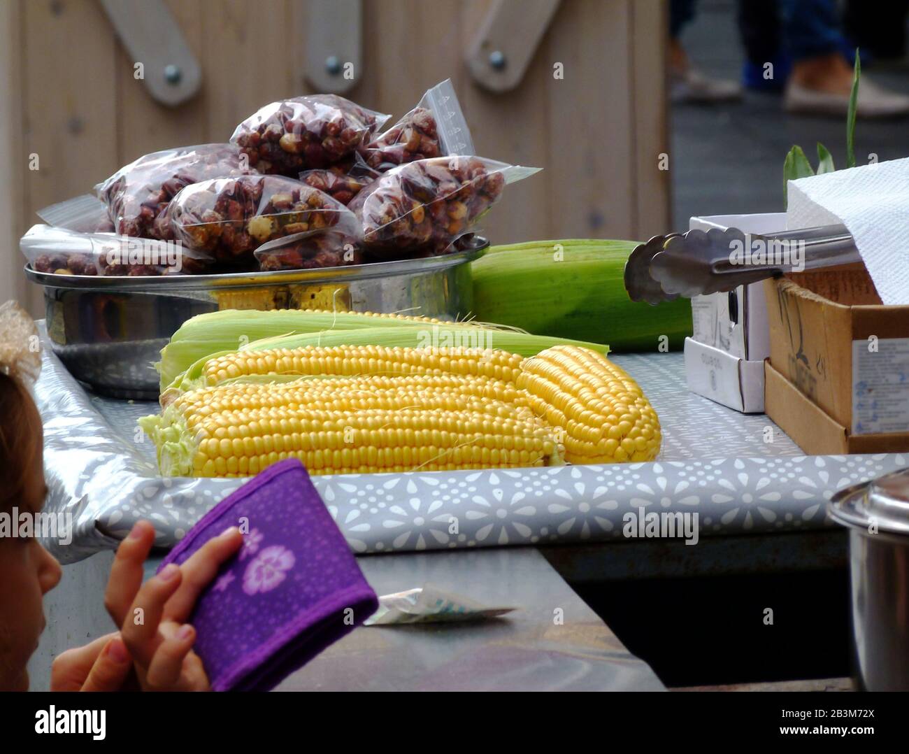 Selective focus vendor street vendor hi-res stock photography and ...