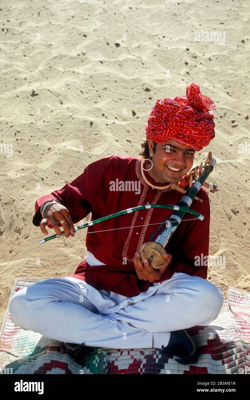Ravanahatha musical instrument hi-res stock photography and images - Alamy