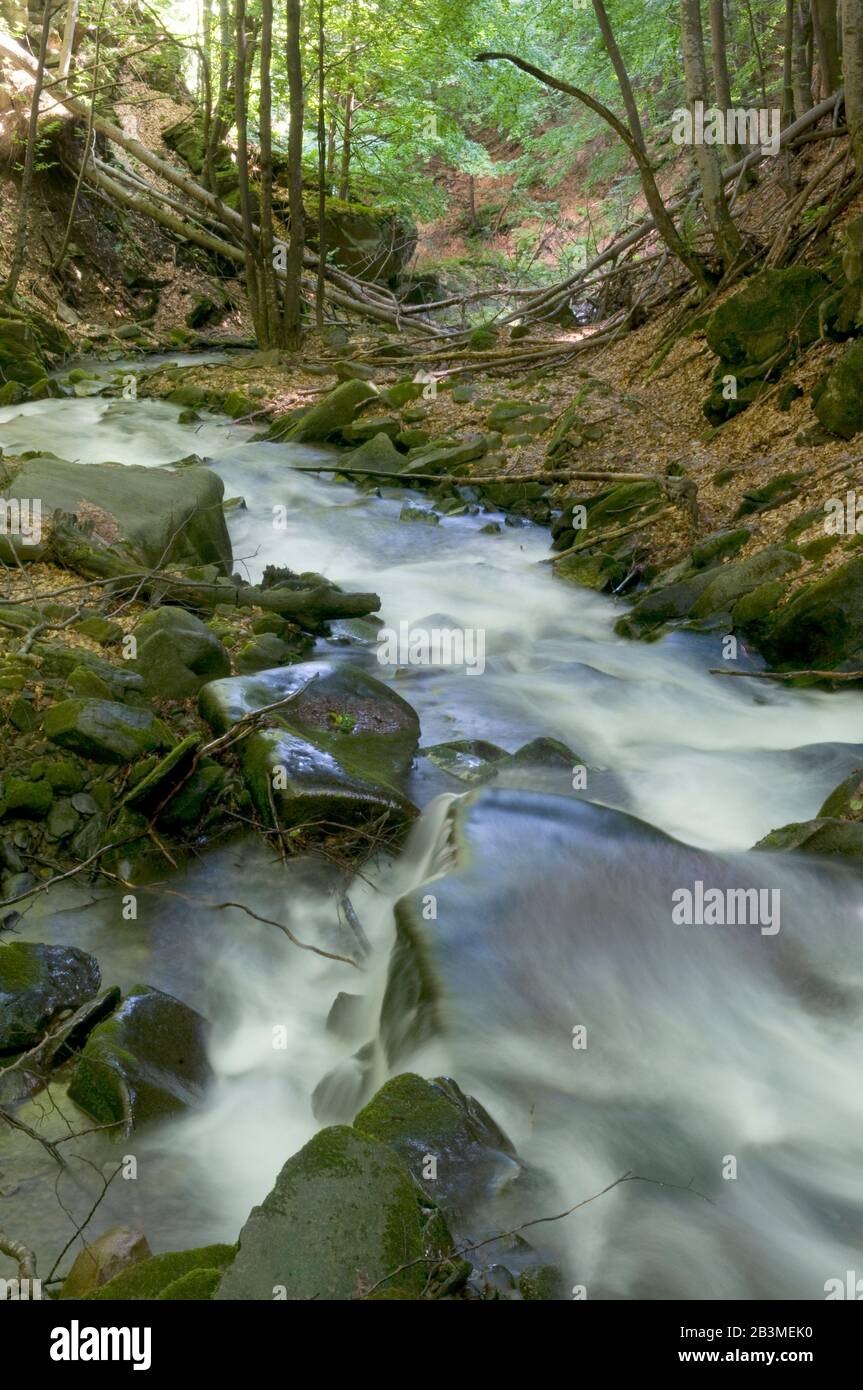 Riversides hi-res stock photography and images - Alamy