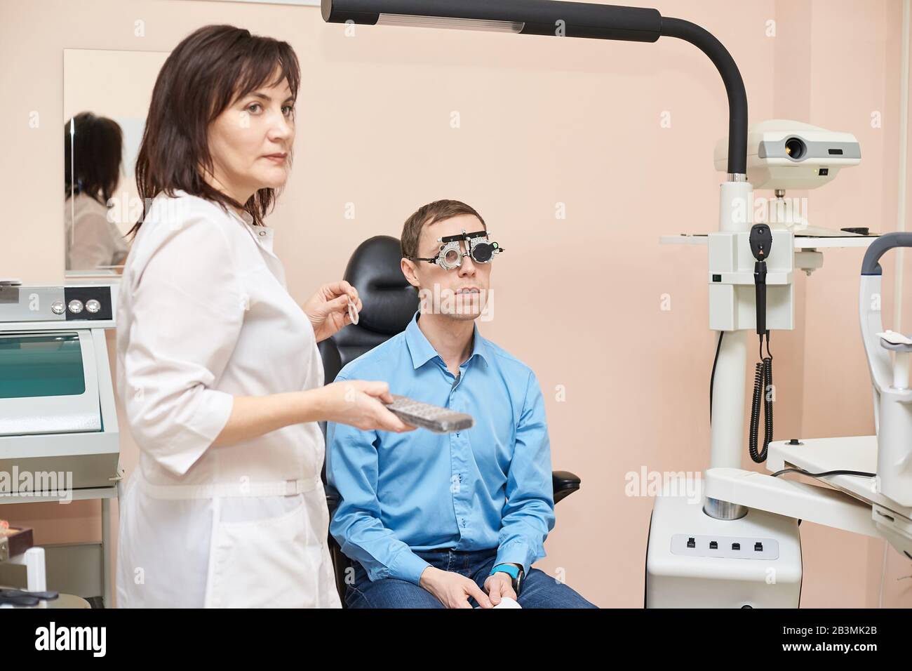 Eye test chart men hi-res stock photography and images - Alamy