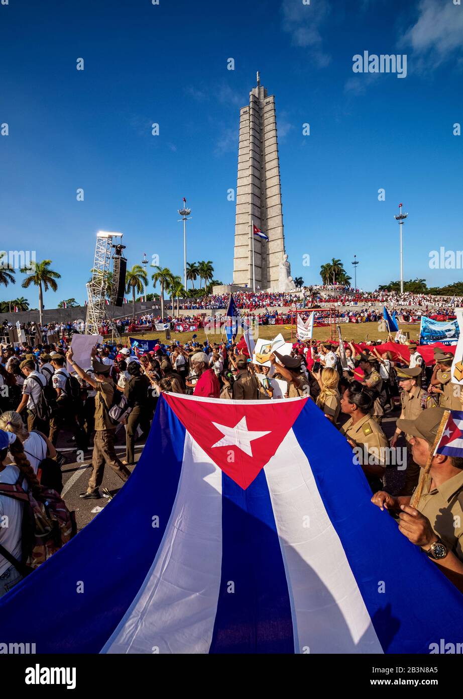 Cuban military parade hi-res stock photography and images - Alamy