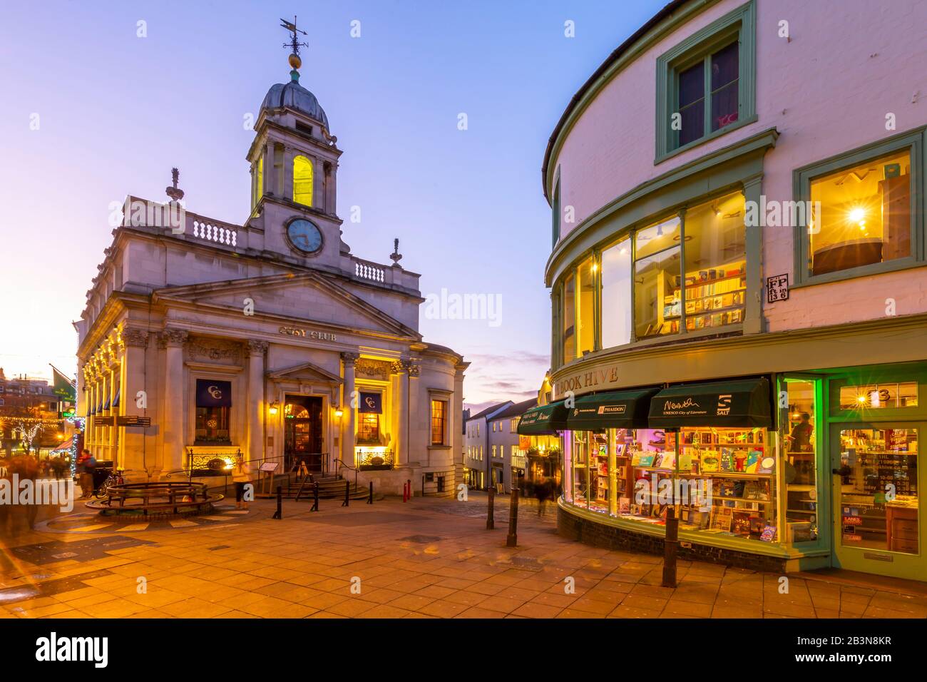 View of shops on London Street at Christmas, Norwich, Norfolk, East ...