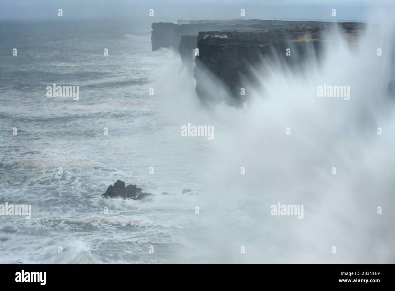 Water splashing cliff blurred motion hi-res stock photography and ...