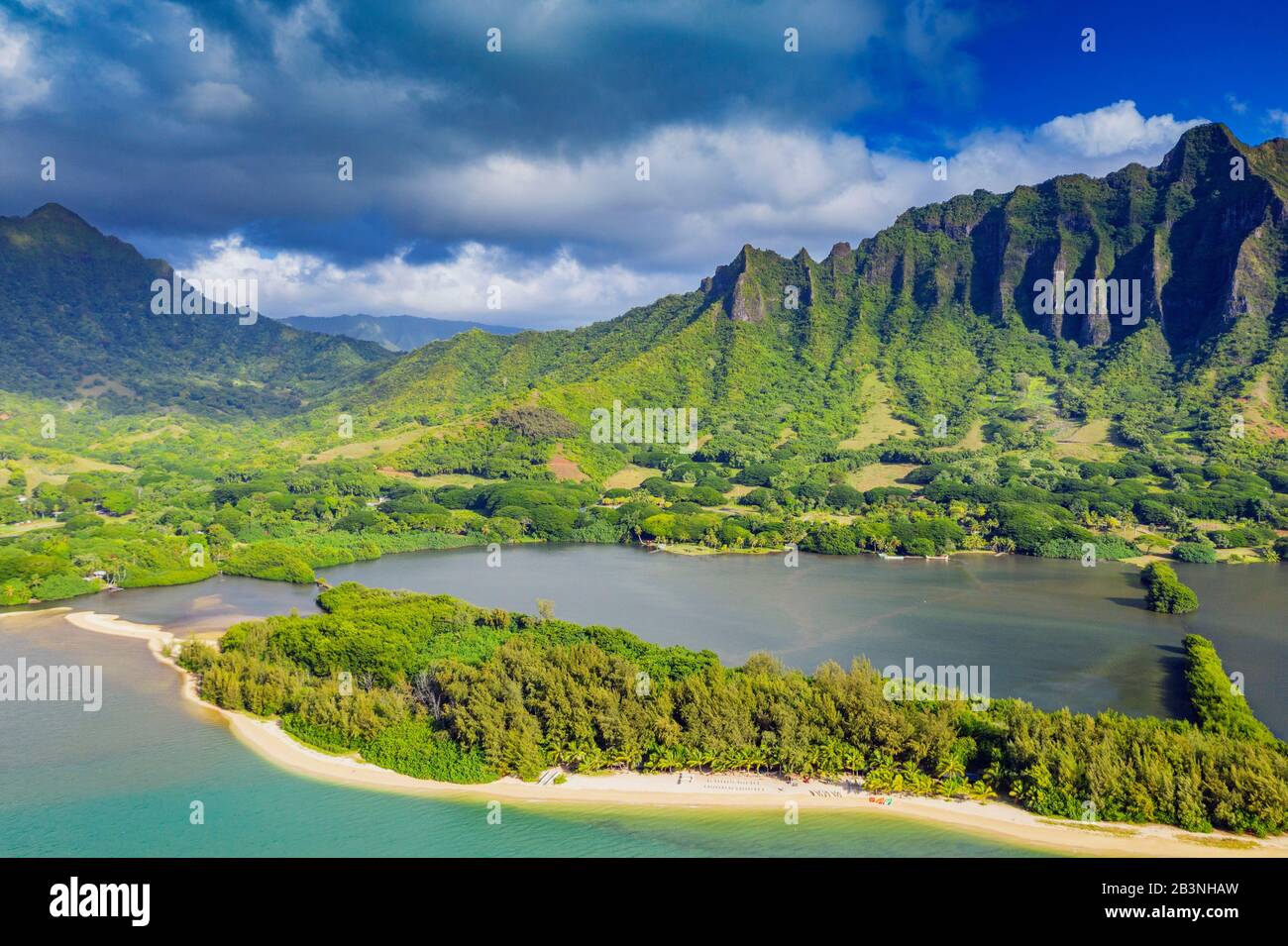 Kaneohe bay hi-res stock photography and images - Alamy