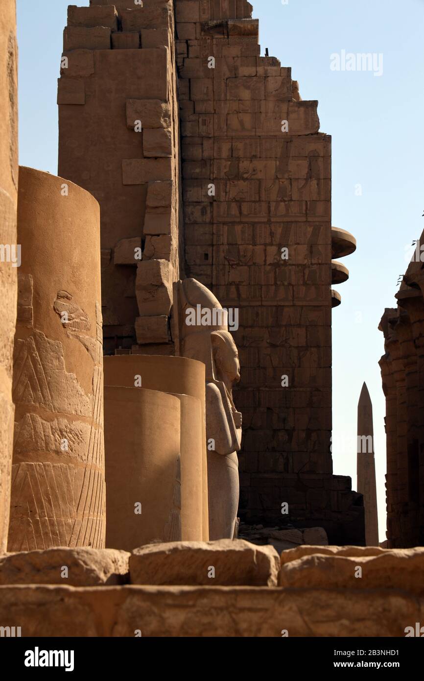 Colossus of Ramesses II, Karnak Temple, UNESCO World Heritage Site ...