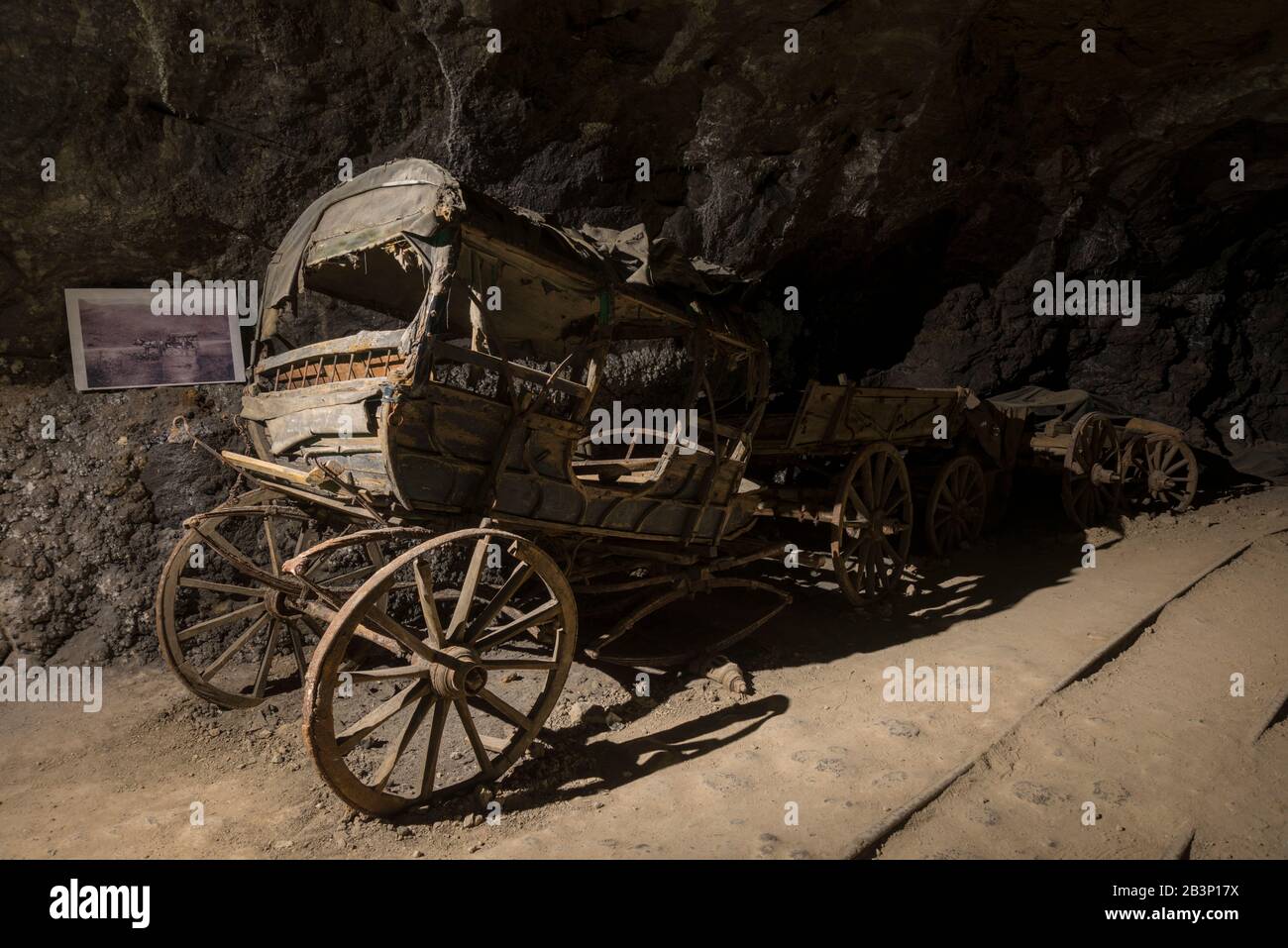 Trona mine hi-res stock photography and images - Alamy