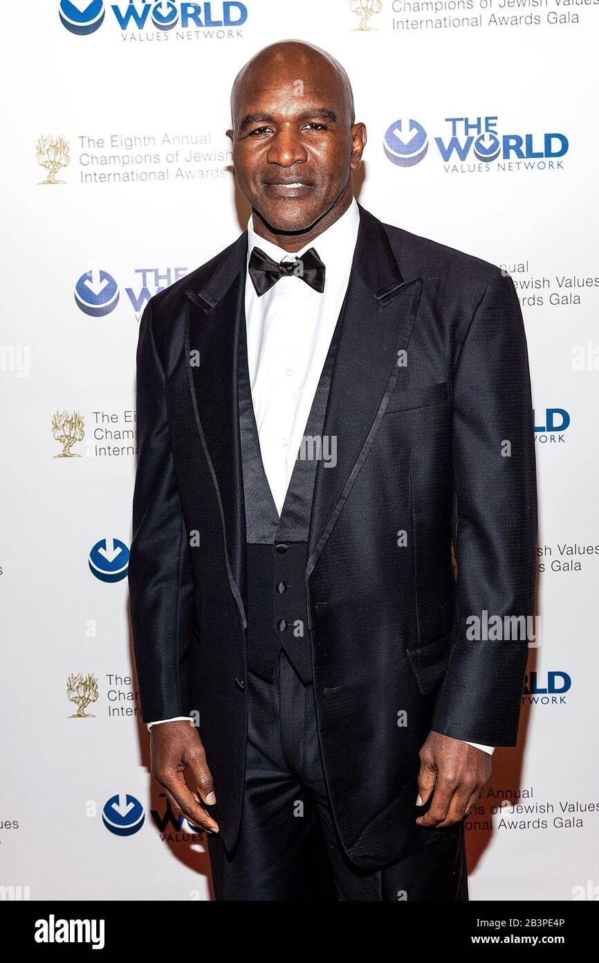 New York, NY, USA. 3rd Mar, 2020. Evander Holifield at arrivals for ...