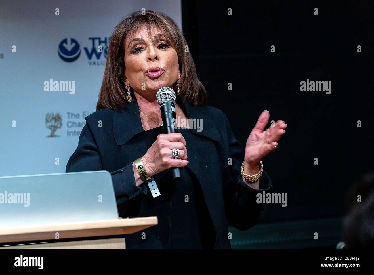 Judge jeanine pirro hi-res stock photography and images - Alamy