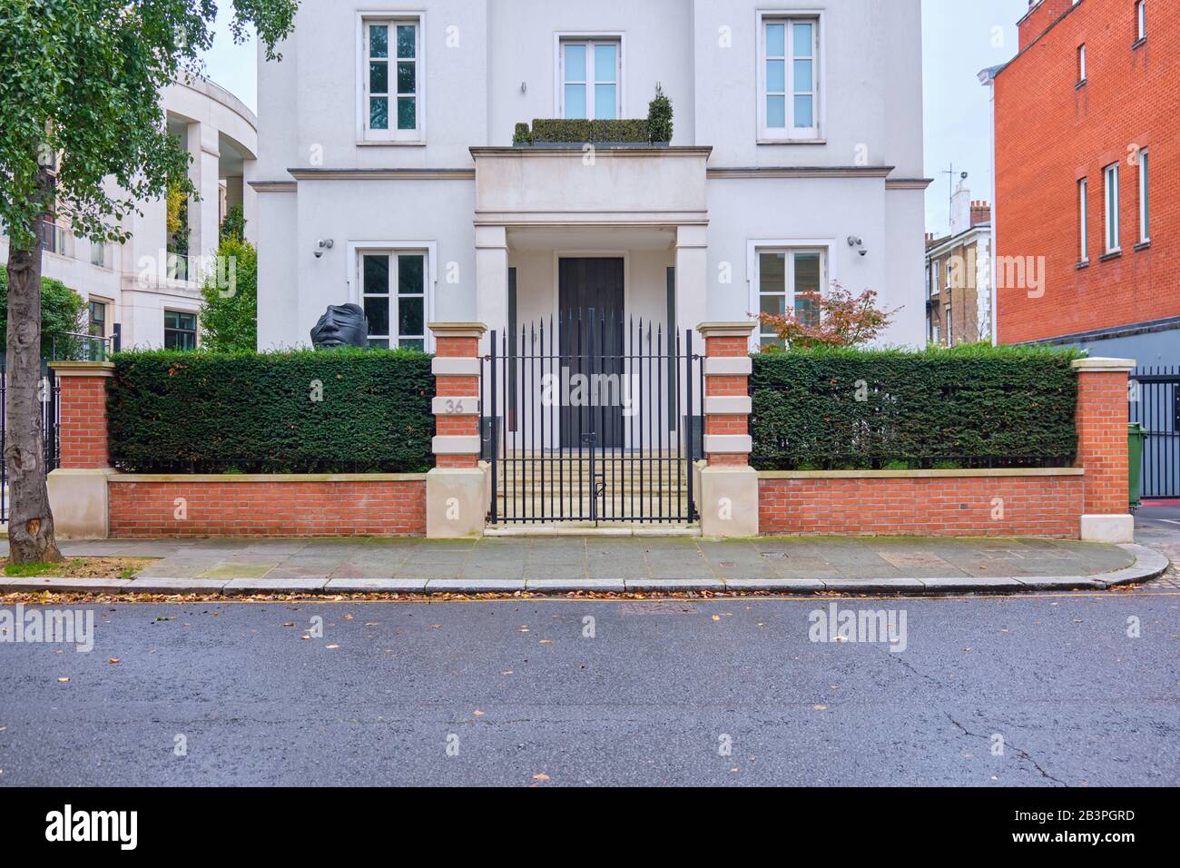 A photo of a house in Chelsea Sw3 in London Uk Stock Photo - Alamy