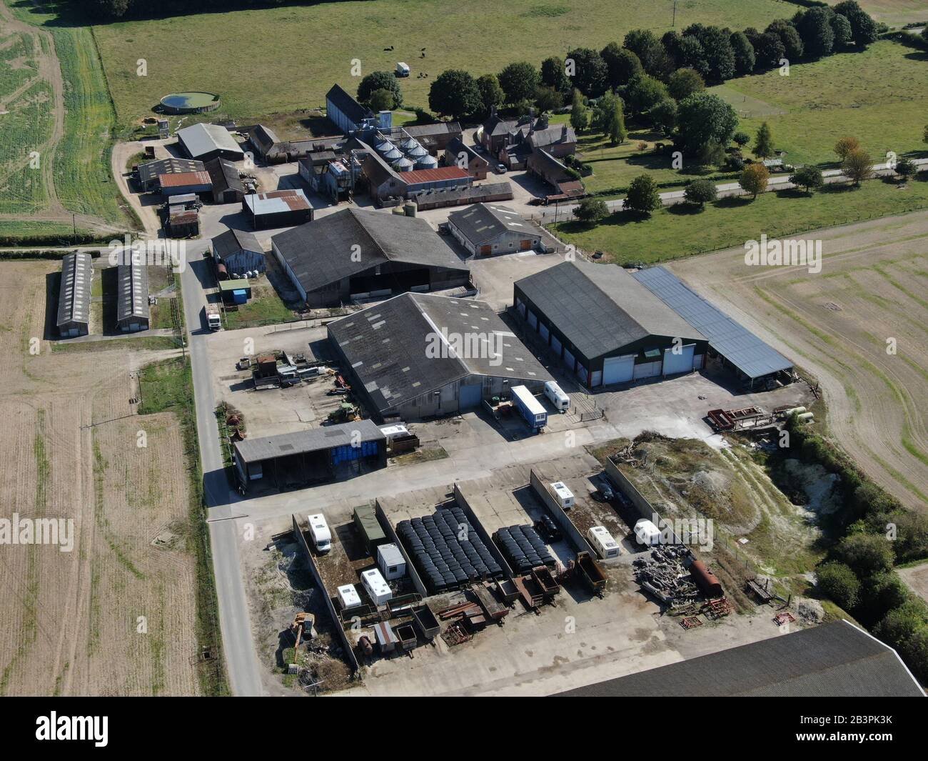 Aerial view farmyard hi-res stock photography and images - Alamy