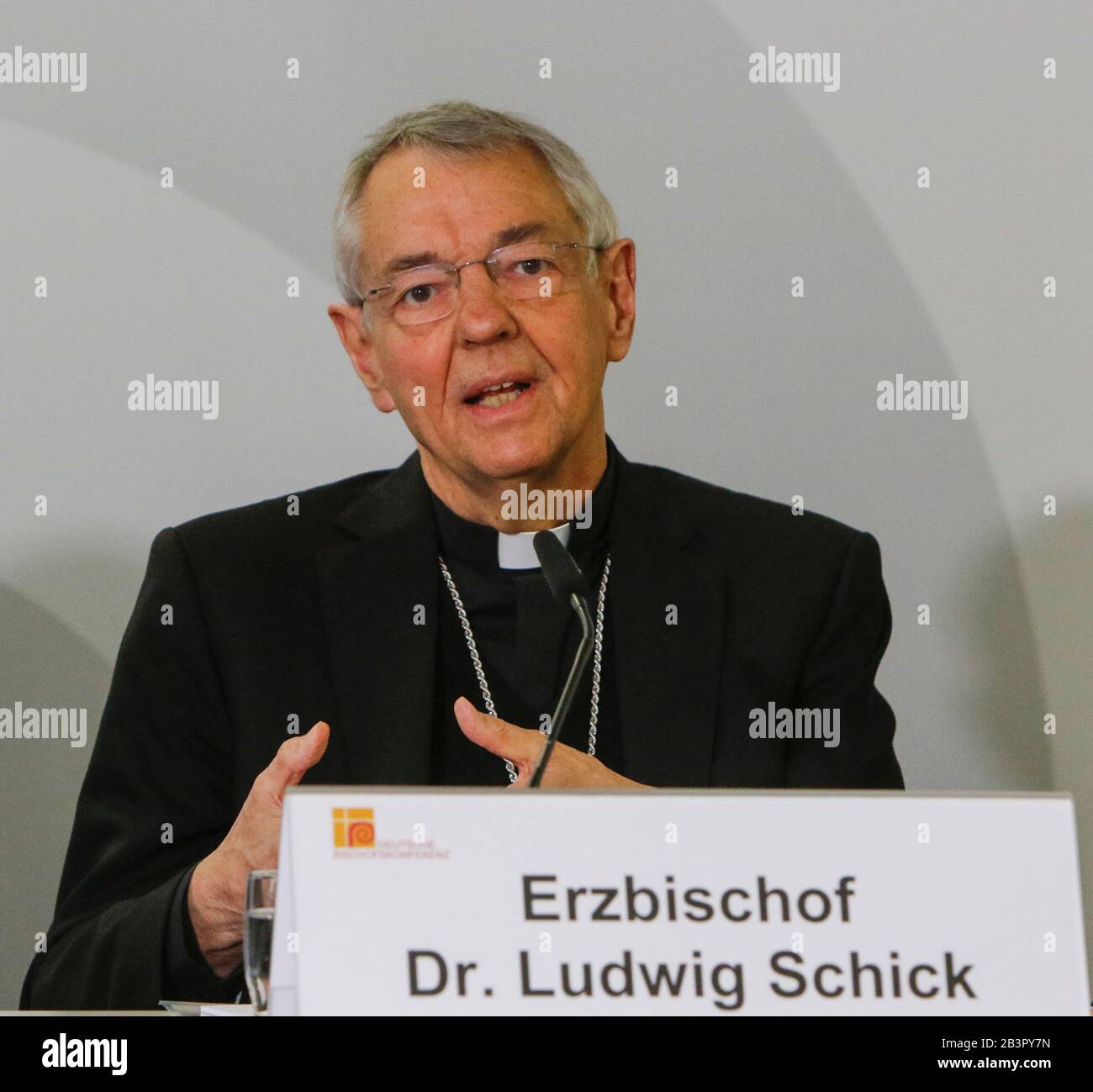 German bishops conference hi-res stock photography and images - Alamy