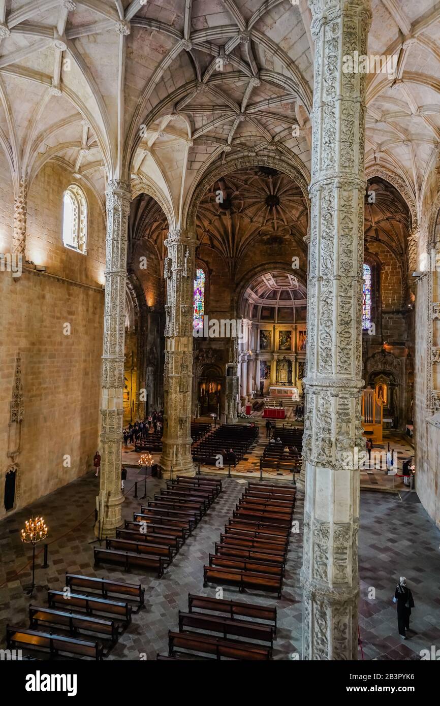 Altar church santa maria jeronimos hi-res stock photography and images ...
