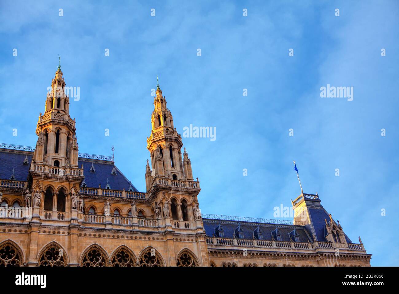 Vienna City Hall , Wiener Rathaus Stock Photo - Alamy