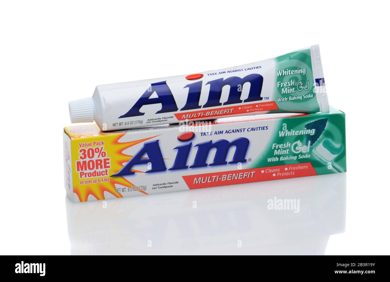 Aim toothpaste hi-res stock photography and images - Alamy