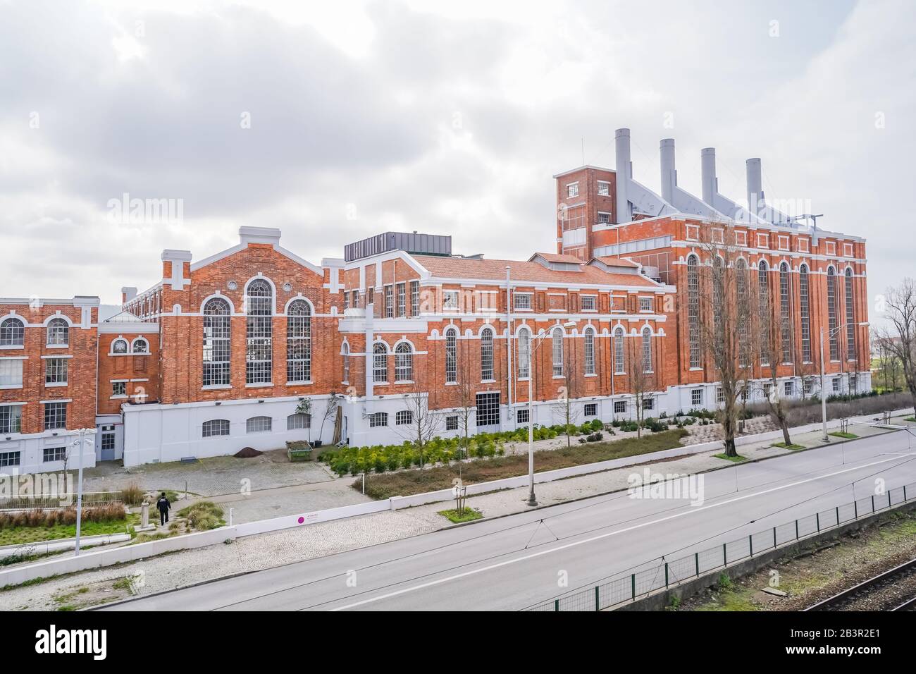 The Tejo Power Station was a thermoelectric power plant owned by the ...