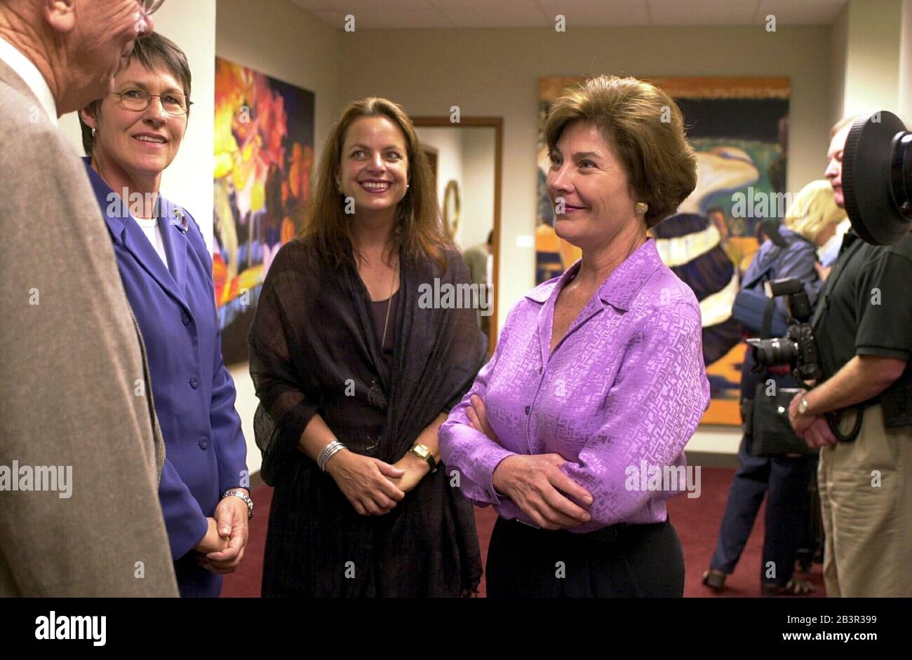 Austin Texas USA, circa 1999: Texas First Lady Laura Bush meets with ...