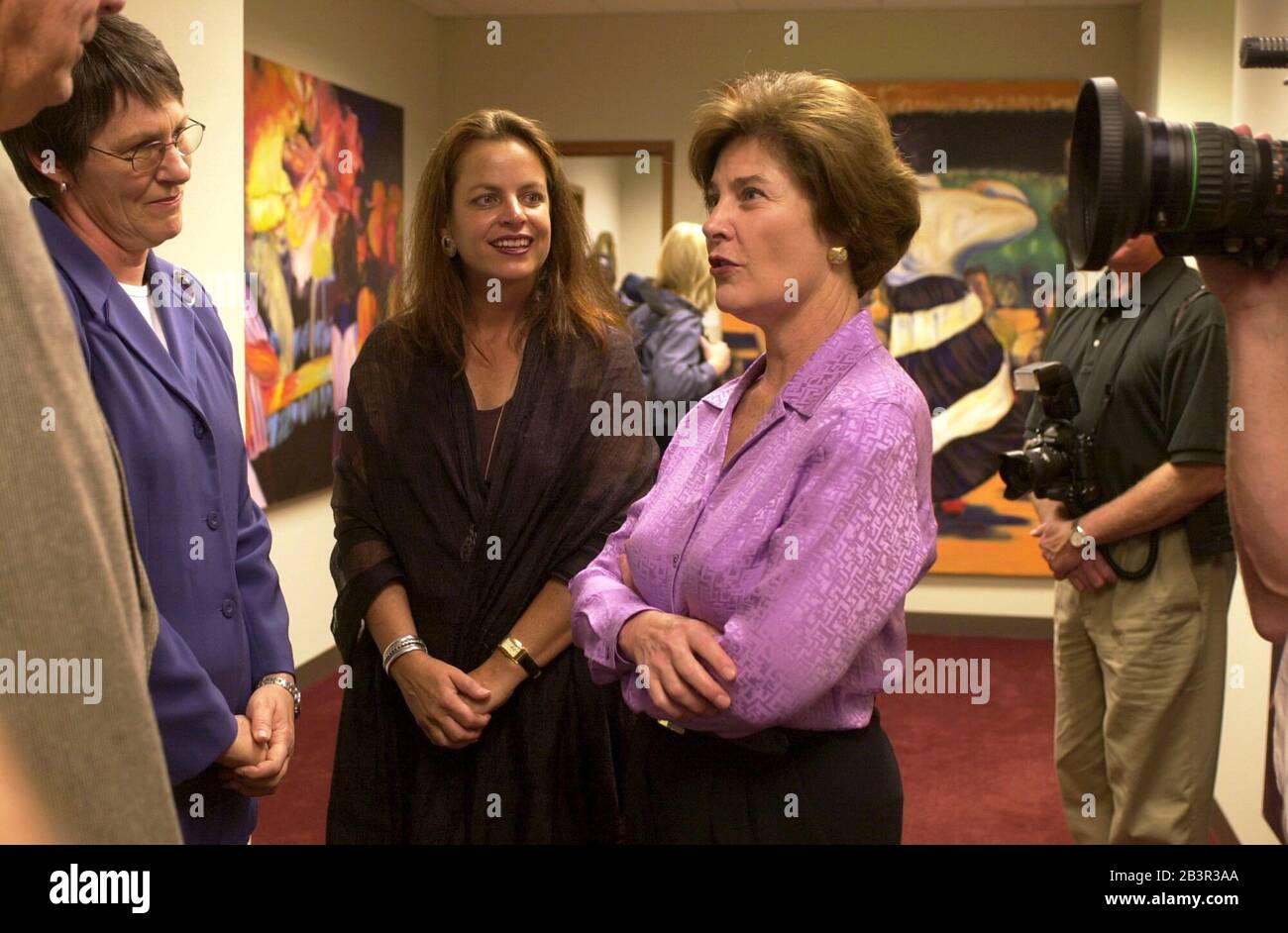 Austin Texas USA, circa 1999: Texas First Lady Laura Bush meets with ...