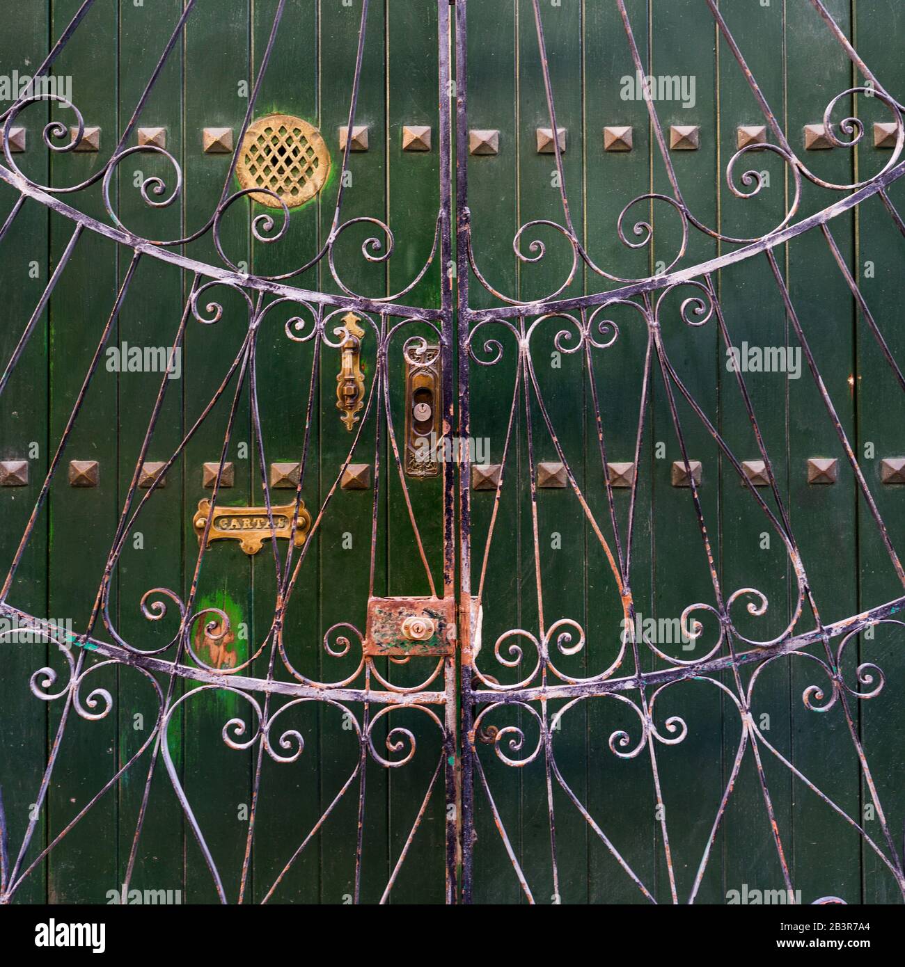 Close up wrought iron gate hi-res stock photography and images - Alamy