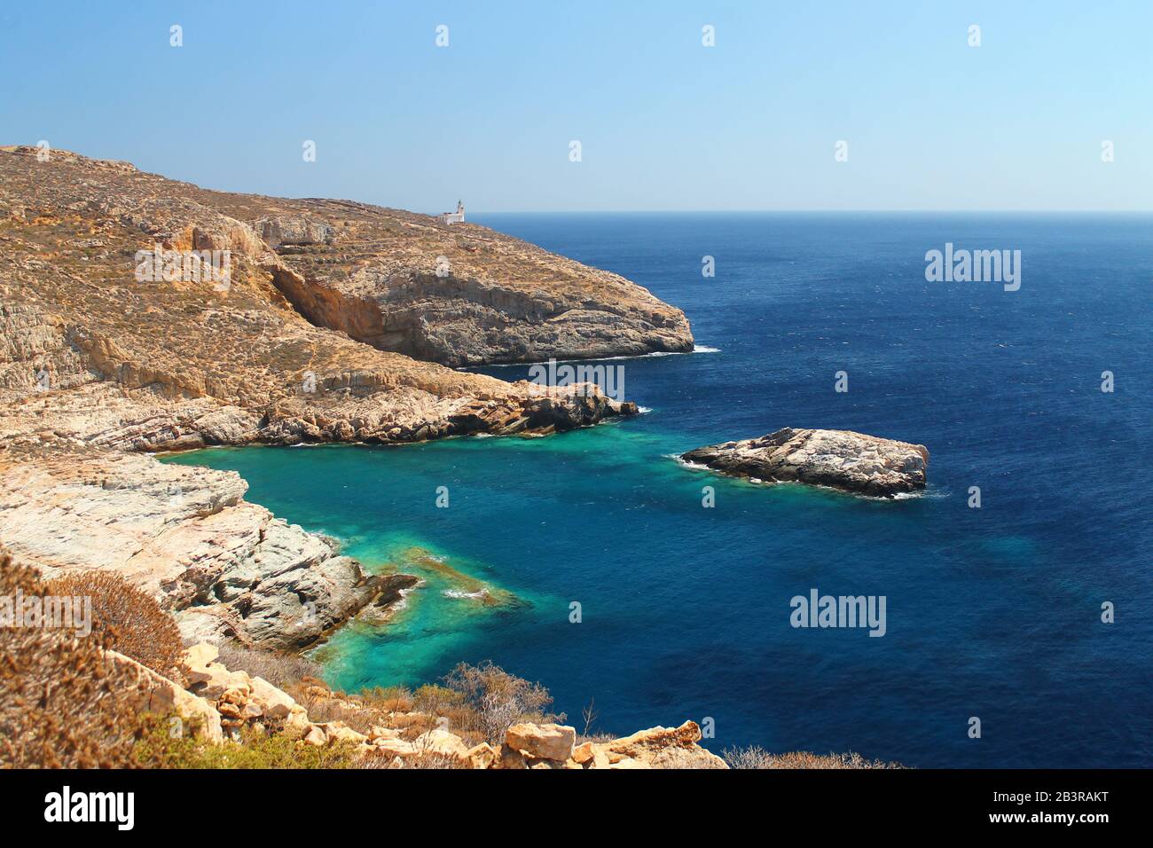 Small cyclades sail hi-res stock photography and images - Alamy