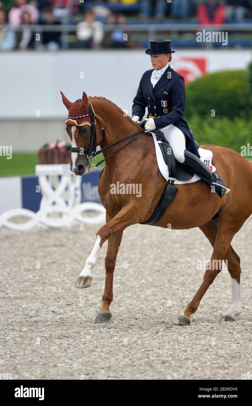 Horse karen hi-res stock photography and images - Alamy