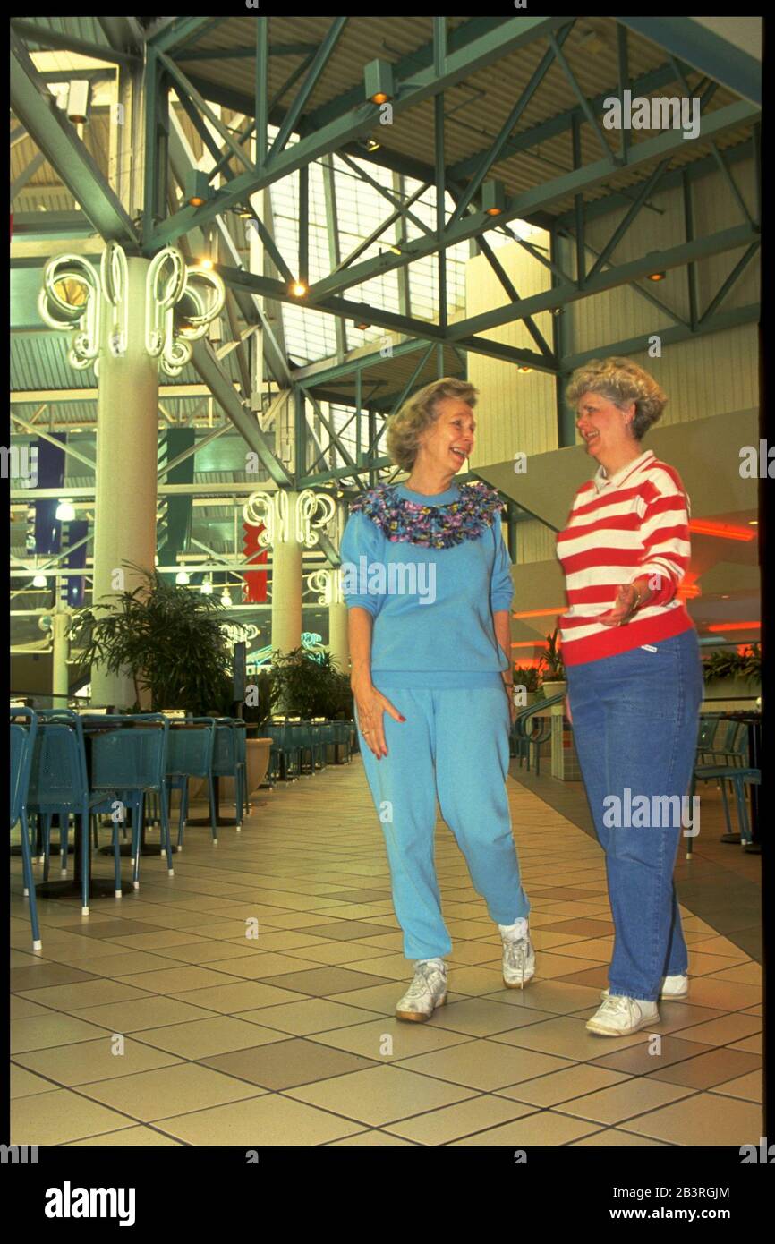 Women walking mall exercise hi-res stock photography and images - Alamy