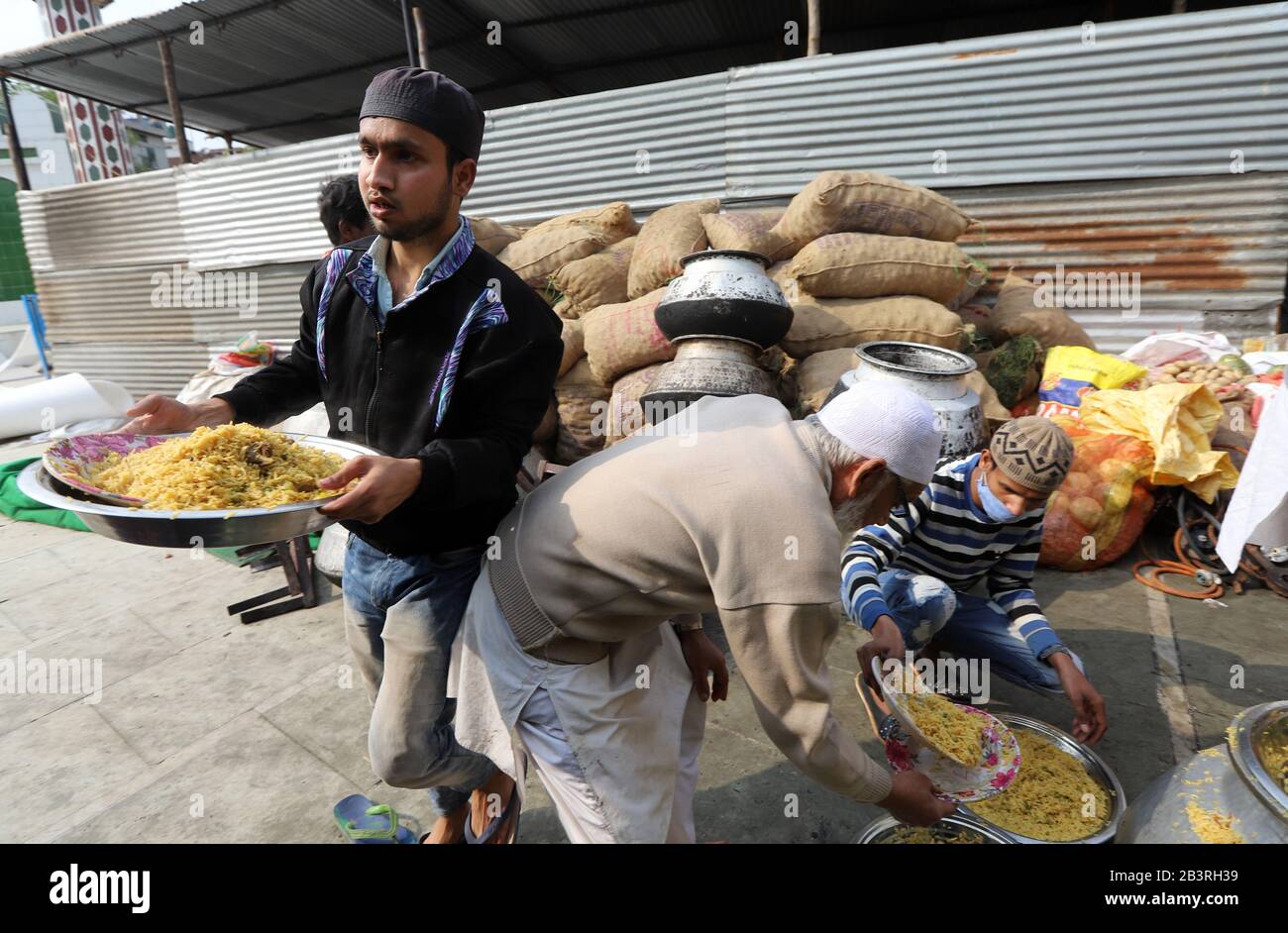 Food riots india hi-res stock photography and images - Alamy
