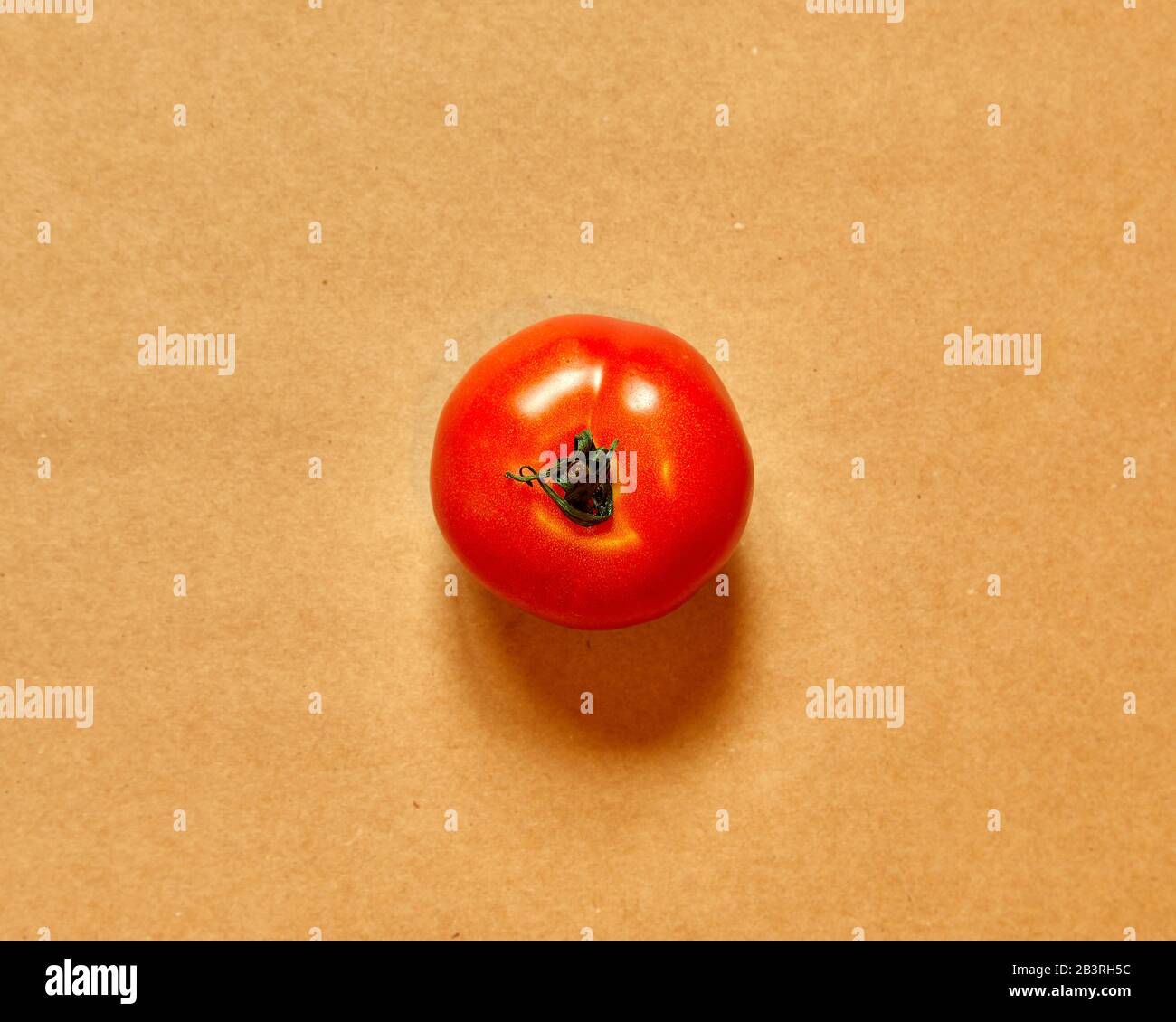 Tomato view from above hi-res stock photography and images - Alamy