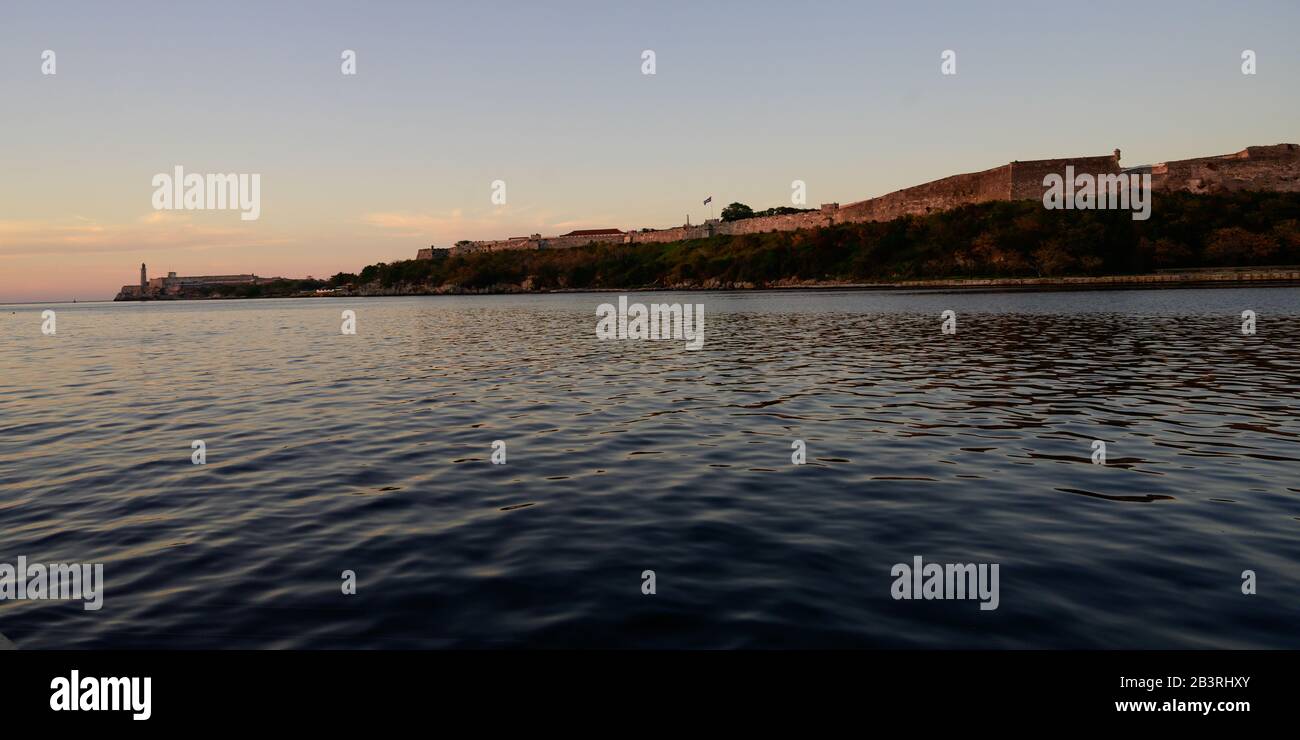 Fortified wall seen from the sea, Malecon, Havana, Cuba Stock Photo - Alamy
