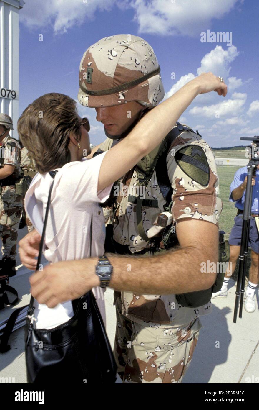 Fort Hood, Texas USA, 1990: Young American army soldier wearing desert ...