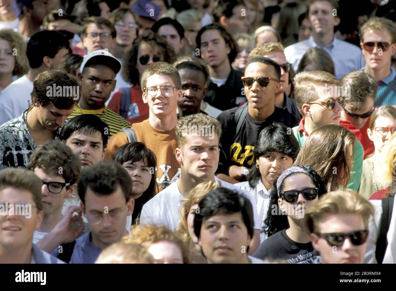 Crowd speaker hi-res stock photography and images - Alamy