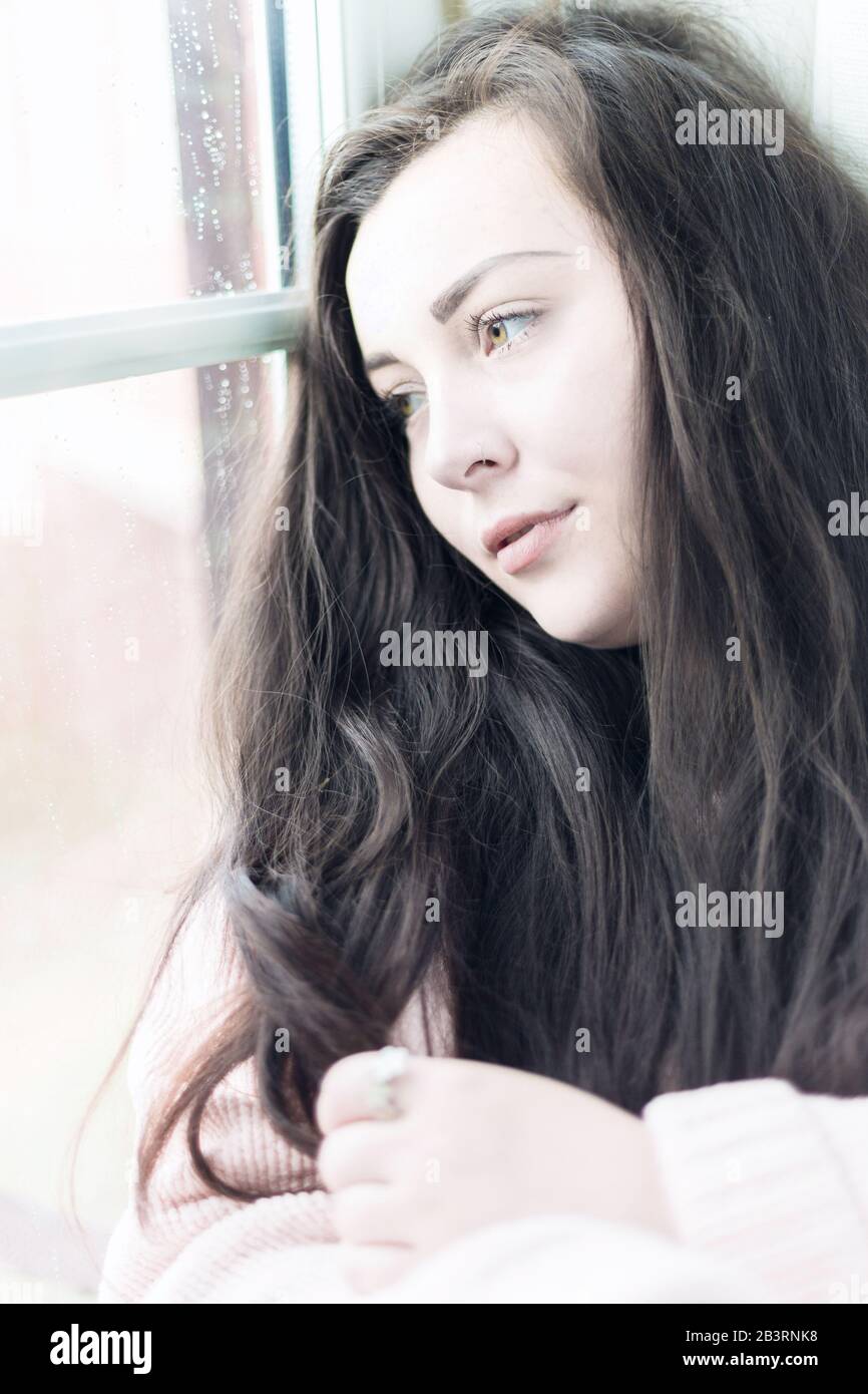 Young portrait hi hi-res stock photography and images - Alamy