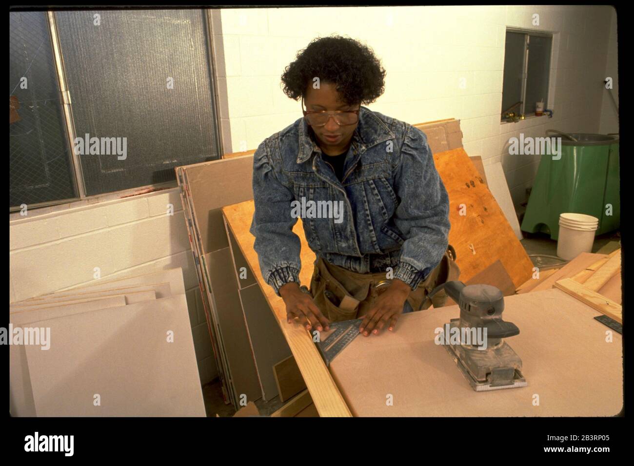 Iwi triangle hi-res stock photography and images - Alamy