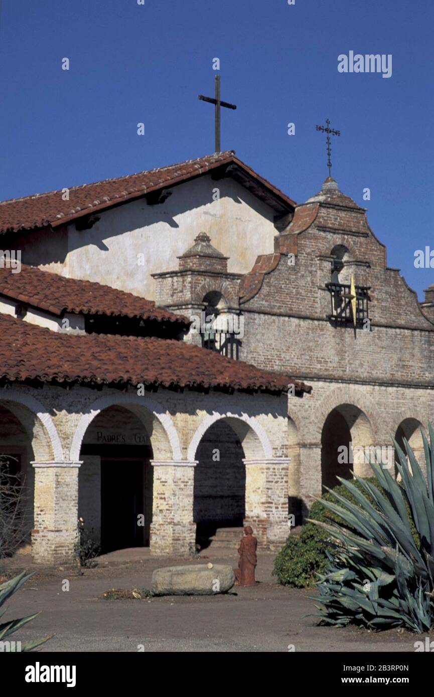 Jolon California USA, circa 1991: San Antonio de Padua mission, founded ...