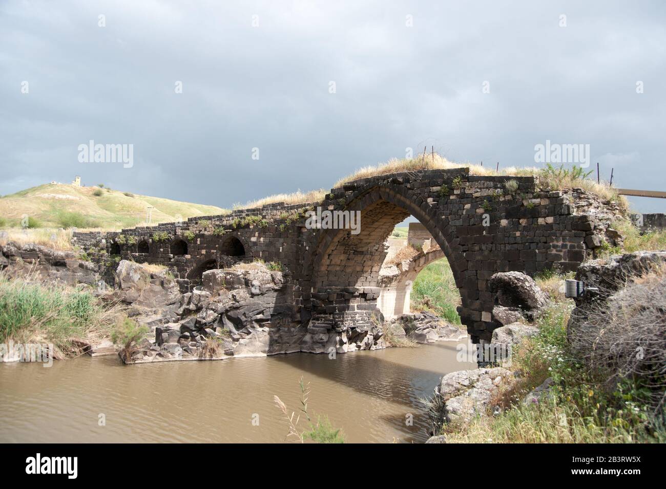Old roman bridge over Jordan river Stock Photo - Alamy