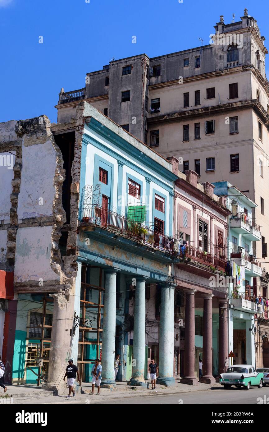 Houses in Havana, Cuba Stock Photo - Alamy