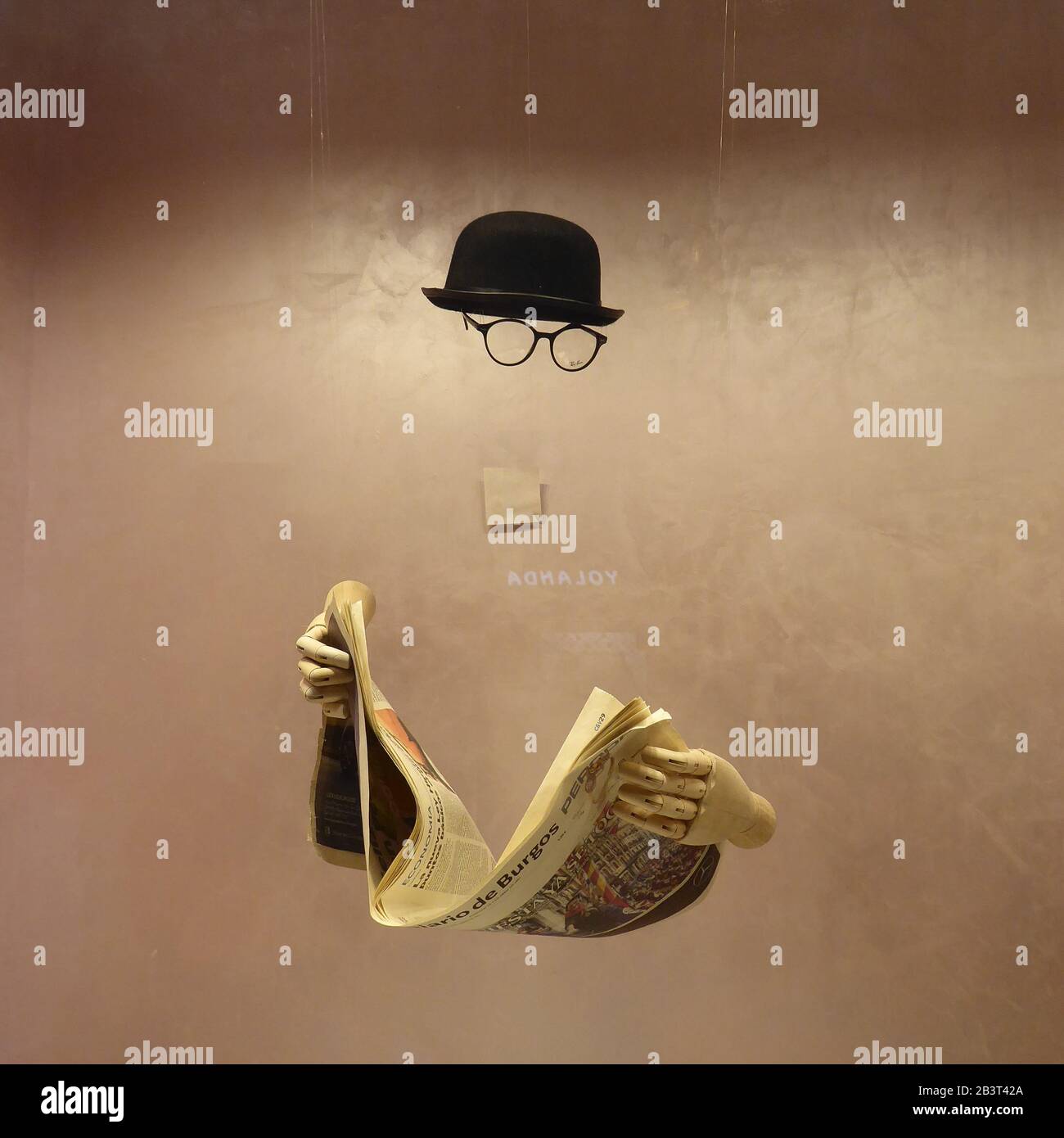 Window dressing installation Stock Photo - Alamy