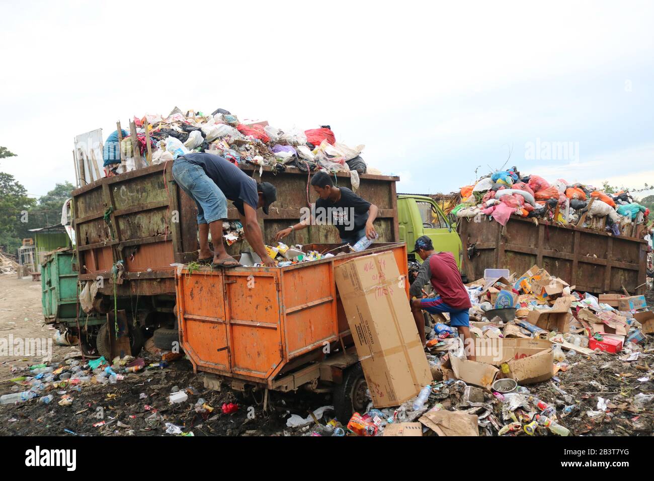 Indonesia waste transported hi-res stock photography and images - Alamy