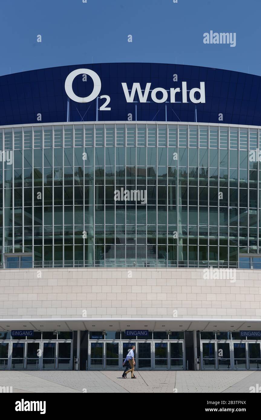 02 World, O2-Platz, Friedrichshain, Berlin, Deutschland Stock Photo - Alamy