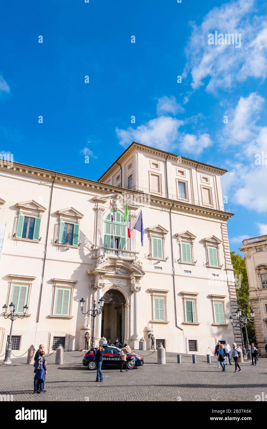 Quirinale palace hi-res stock photography and images - Alamy