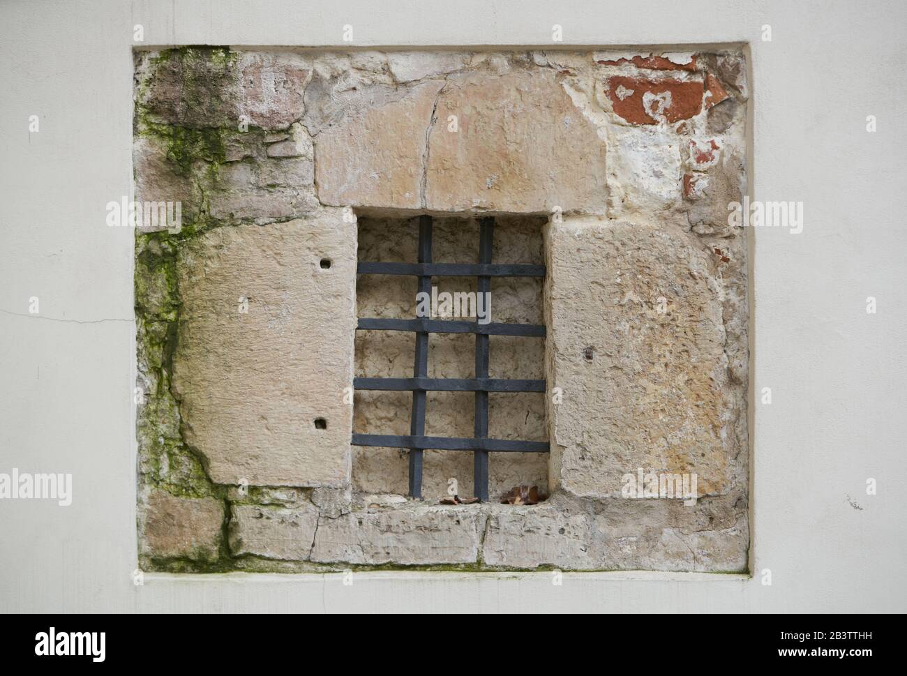 Window reinforcement hi-res stock photography and images - Alamy