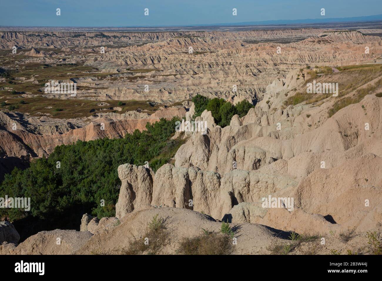 From badlands wilderness overlook hi-res stock photography and images ...
