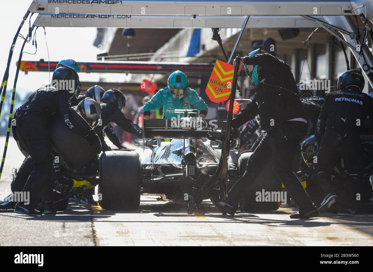Pit crew ready f1 hi-res stock photography and images - Alamy