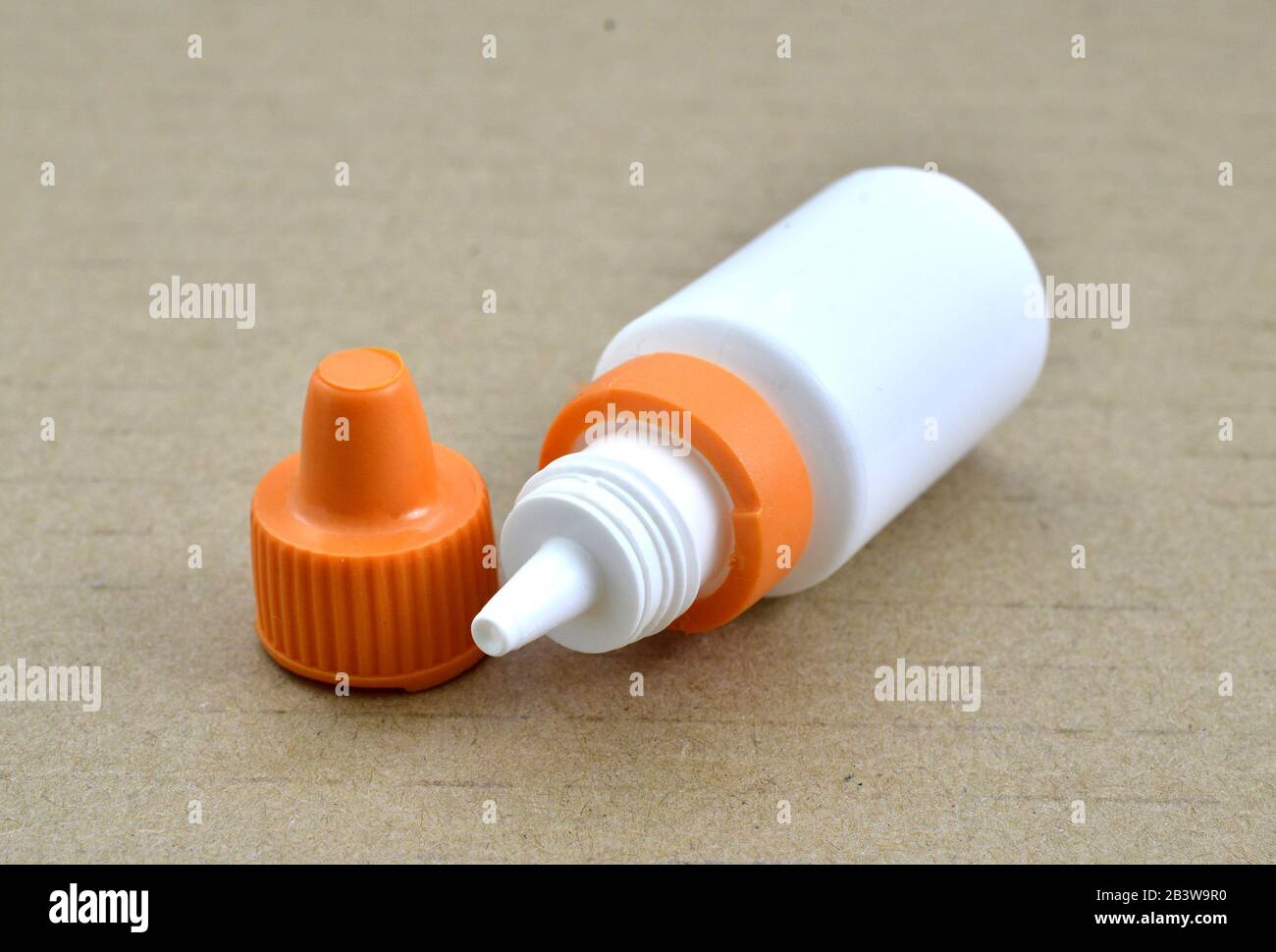 Ear dropper hi-res stock photography and images - Alamy