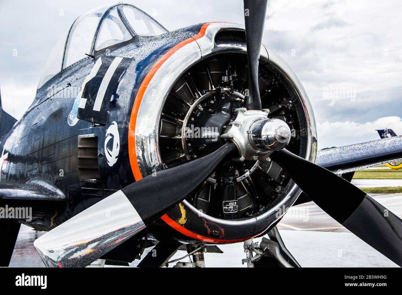 Propeller plane engine with propeller Stock Photo - Alamy